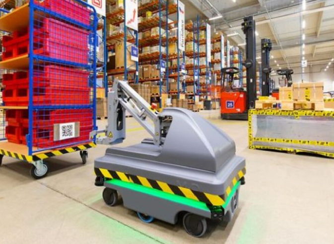 Benefits Of Robots In Logistics | Free arcade hall